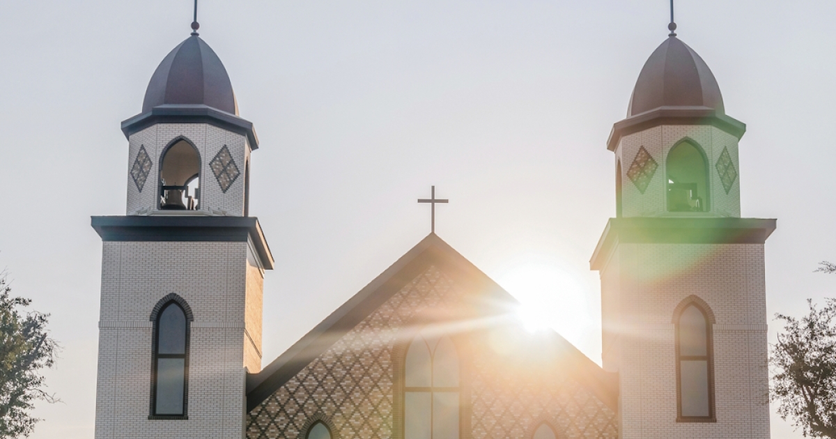 Twin steeples rise from the ashes in Westphalia | Spiritus